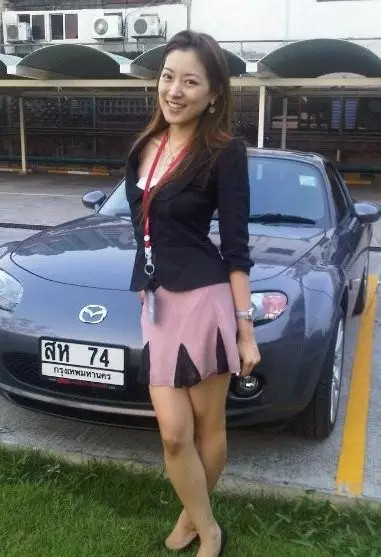 一文起底：最近大火的亚裔女神asia fox到底是谁