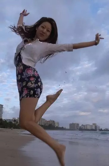 一文起底：最近大火的亚裔女神asia fox到底是谁