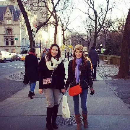 一文起底：最近大火的亚裔女神asia fox到底是谁